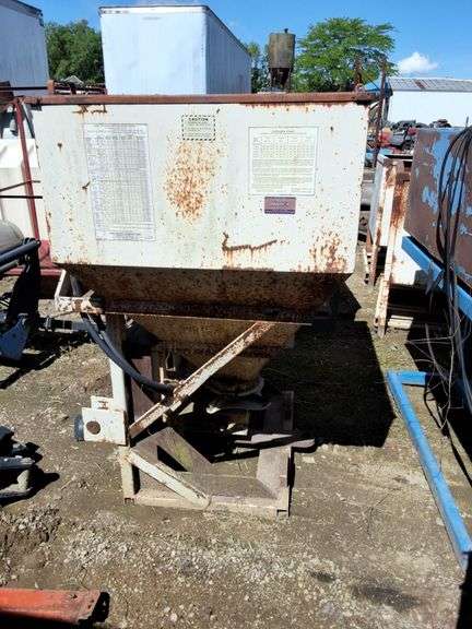 3pt broadcaster, 540 pto, hyd open - Schmid Auction