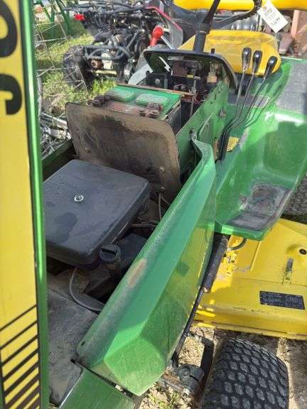 John Deere 420 Riding Mower, 60'' Deck, 1,429 hours, runs - Schmid Auction