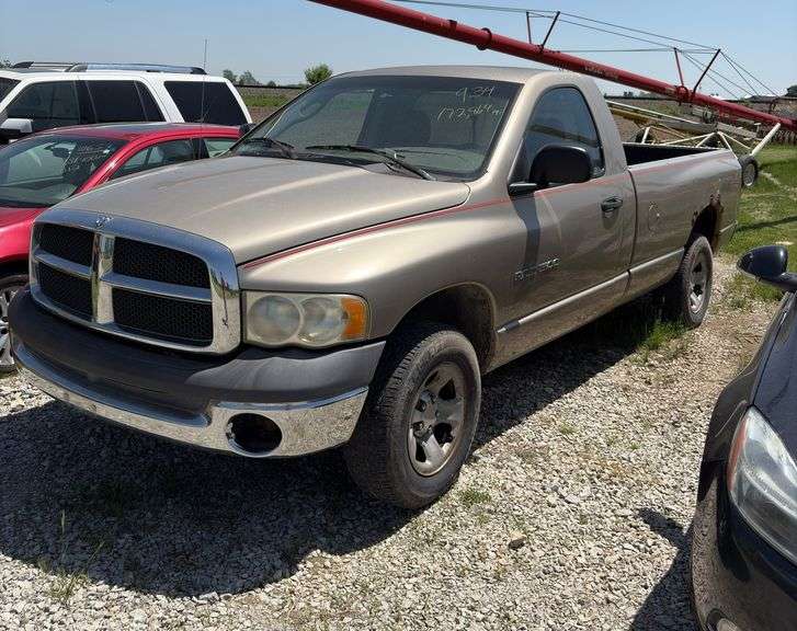 2002 Dodge Ram 1500 pickup truck 4.7 Ltr V8 runs and drives 172,800 ...