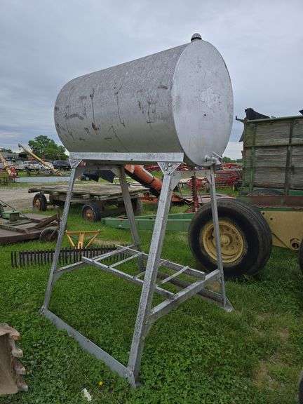 300 gallon overhead gravity flow fuel tank - Schmid Auction
