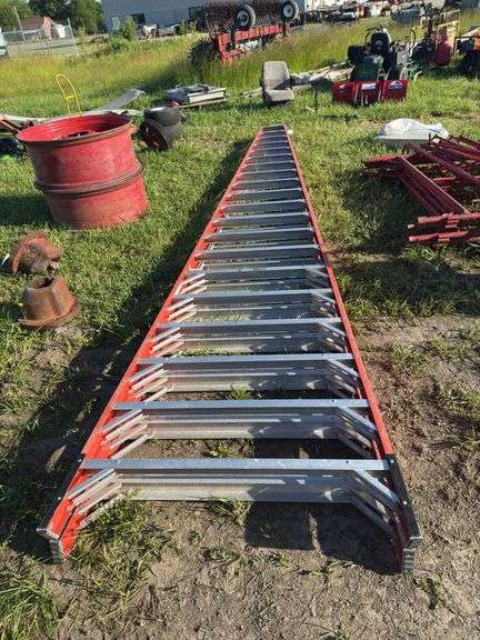 20ft werner step ladder - Schmid Auction