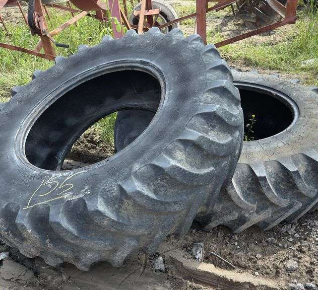 2 Firestone 16.9R30 - Schmid Auction