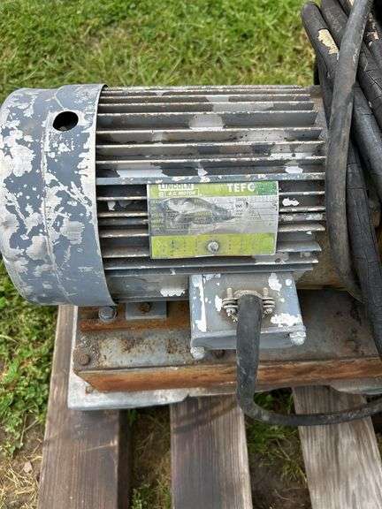 5hp Hyd. Power Unit 4 Valve Controls - Schmid Auction