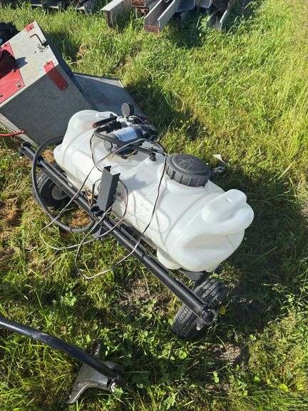 Pull type sprayer - Schmid Auction