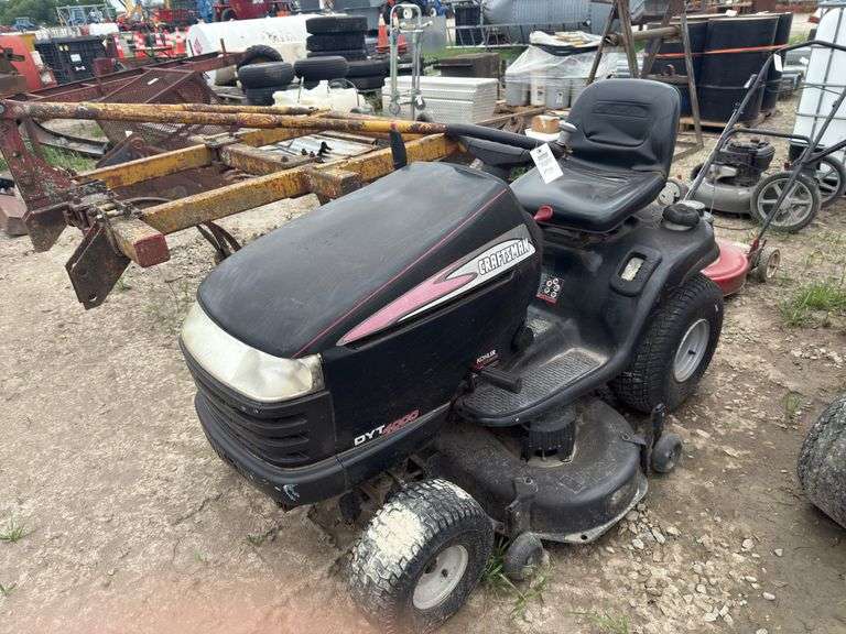 Craftsman DYT 4000 Riding Mower, runs - Schmid Auction