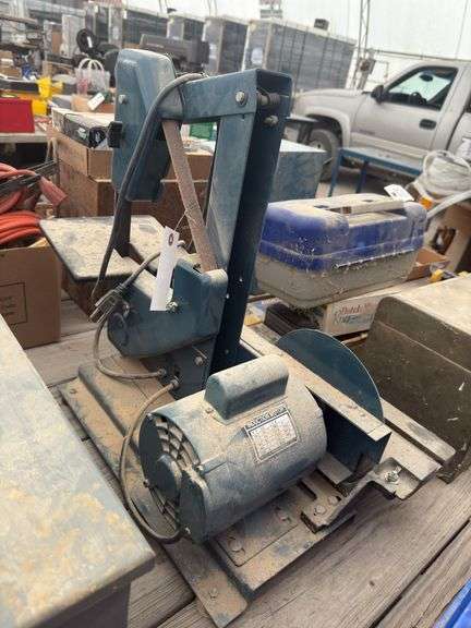 Reliant belt/disc sander - Schmid Auction