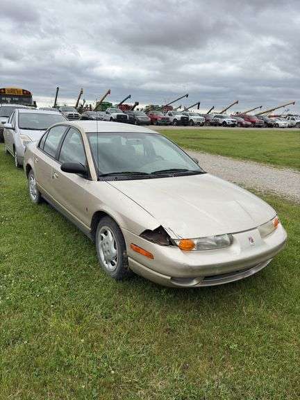 2002 Saturn SL2 4 Door Car, Runs and Drives, A/C is out, VIN ...