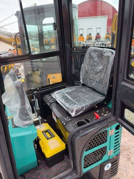 New 2024 AGT QH13R mini excavator, 420cc Gas Engine with EPA, 14IN ...