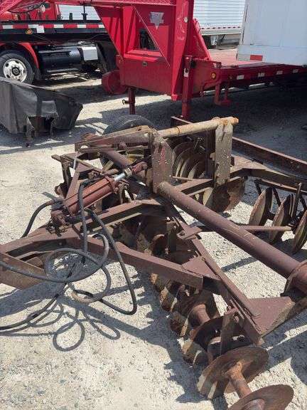 9ft pull type disk - Schmid Auction