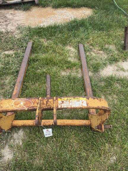 3pt hay forks - Schmid Auction