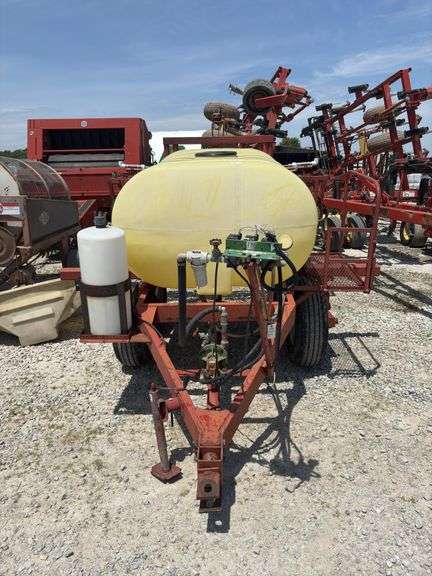 Kuker 40ft Pull Type Sprayer, Tandem Axle, Hyd. Drive - Schmid Auction