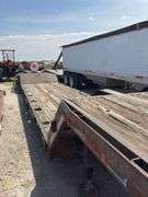 1982 53ft double drop semi trailer w/dove tail & ramps & outriggers ...