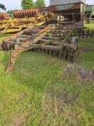 International Model 37 Disk, 12ft - Schmid Auction