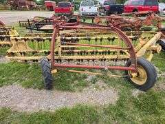 New Holland 260 5 Bar Hay Rake, ground driven - Schmid Auction