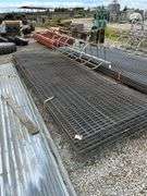 20 wire panels 16ft L x 5ft W - Schmid Auction