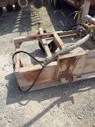 Level best box grader skid steer attachment, operates off lase, comes ...