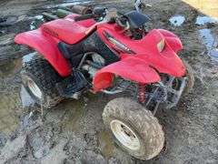 Honda Sportrax 250EX Racing Four-Wheeler, foot shift. - Schmid Auction