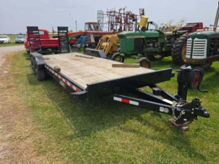 2021 Midsota Nova ET8222 trailer with fold up ramps, vin ...