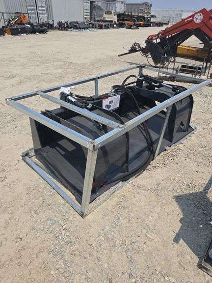 New 2024 Wolverine skid steer grapple bucket, 36" overall length, 39 ...