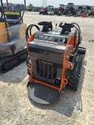 New 2024 Landhero mini skid steer, 23hp epa gas engine - Schmid Auction