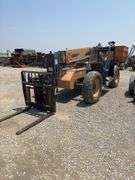 Case 686GXR Telehandler, Series II, Diesel, shows 3,057 hours, runs and ...