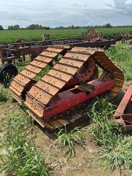 Set of Tracks off Case Combine - Schmid Auction