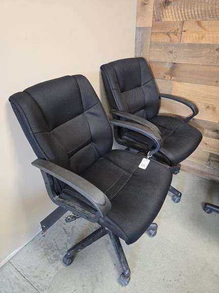 2 office chairs - Schmid Auction