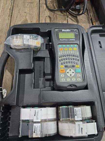 Panduit panther LS8EQ labeler with rolls - Schmid Auction