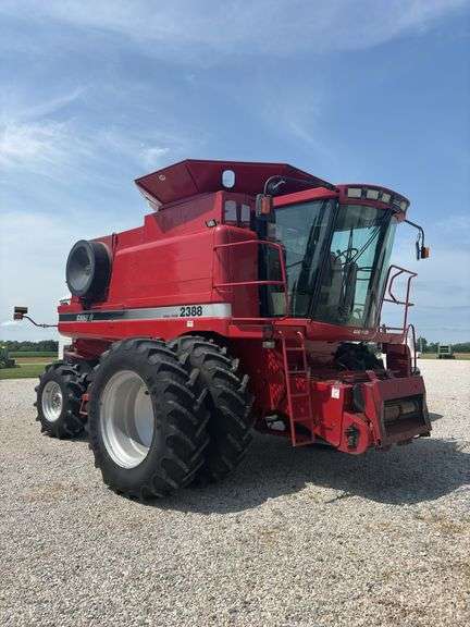 2006 Case IH 2388 Axial Flow Combine, J&M Hopper Extensions, 520/85R42 ...