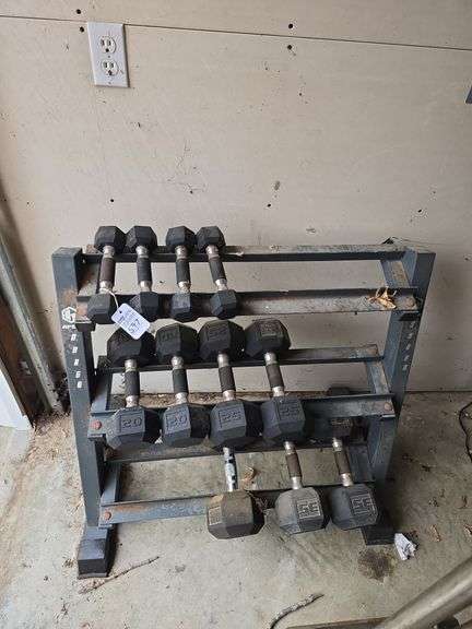 Apex dumbbell rack with 4- 5lbs, 2-20lbs, 2-25lbs, 3-35lbs dumbbells ...
