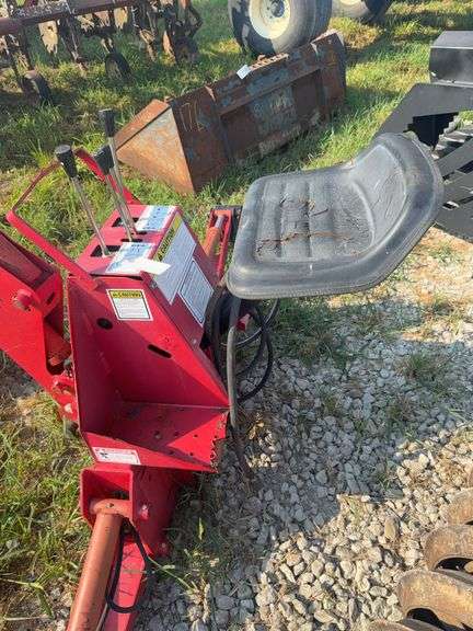Massey Ferguson 1216 Small Backhoe - Schmid Auction