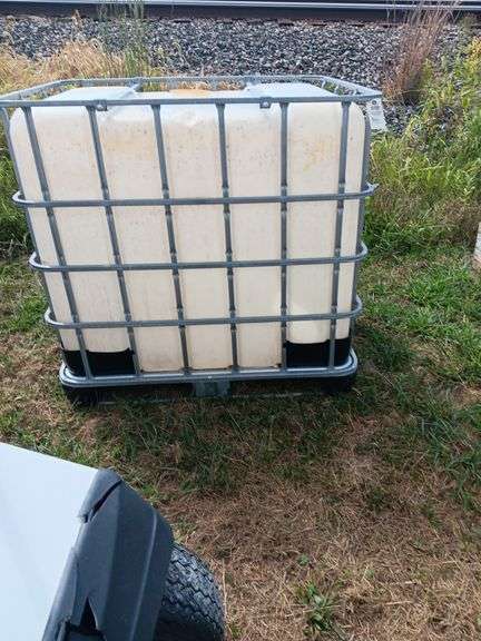 Plastic metal cage tote - Schmid Auction