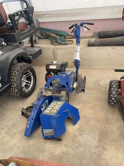 2016 Bluebird BB550A bed bug, gas, comes with cable laying, bed edging ...