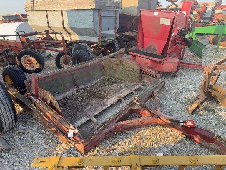 Pull Type Dirt Scraper - Schmid Auction