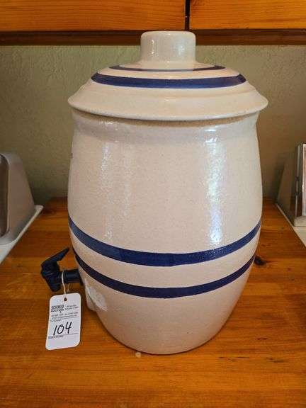 Vintage Stoneware 2-Gal water jug with lid - Schmid Auction