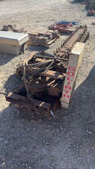 20ft Goliath unloader almost new bottom chain, with 7.5hp single phase ...