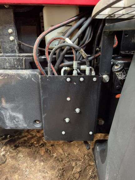 2002 Case IH MX 270 Tractor, FWA, 3,364 hours, 4 remotes, Power Beyond ...