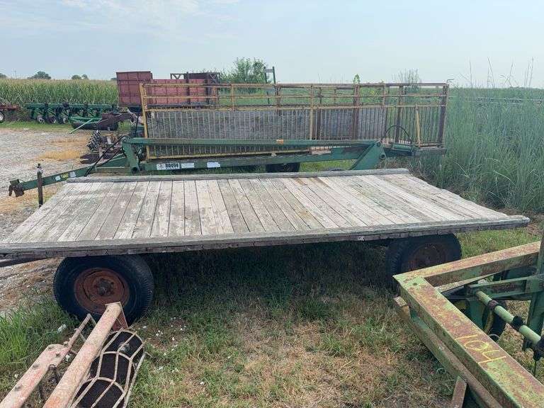 Hay Rack Ragon on Oliver Gear - Schmid Auction