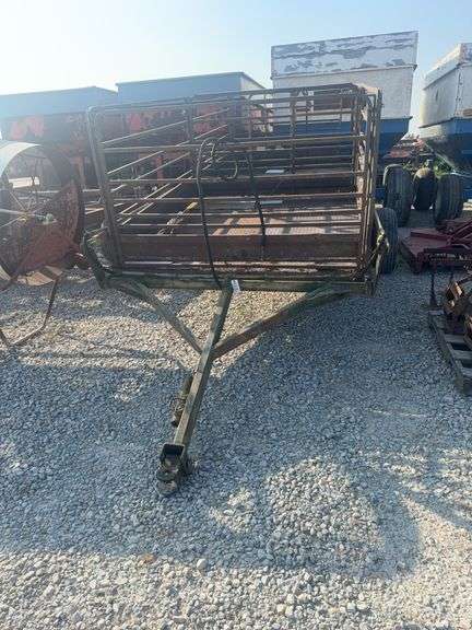 Pull Type Hog Cart - Schmid Auction