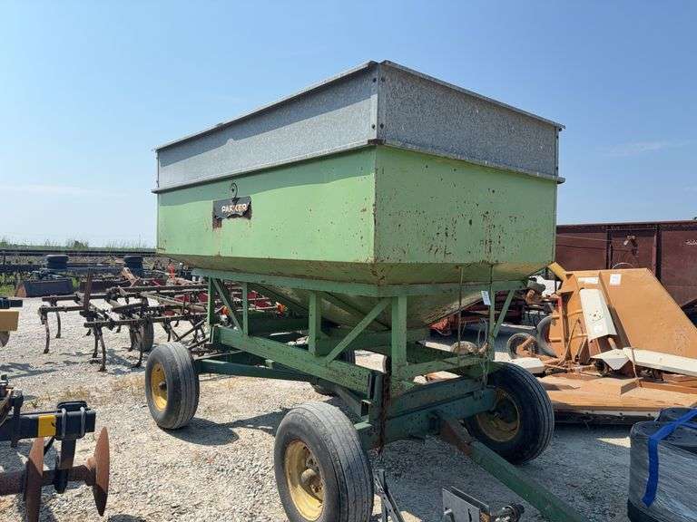 Parker gravity flow wagon - Schmid Auction
