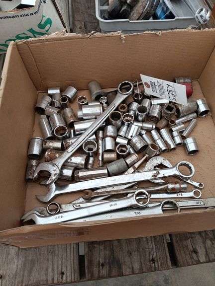 Misc. sockets and wrenches - Schmid Auction