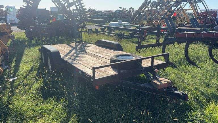 2004 Trailer Express Tandem Axle Car Trailer, with ramps, bumper hitch ...