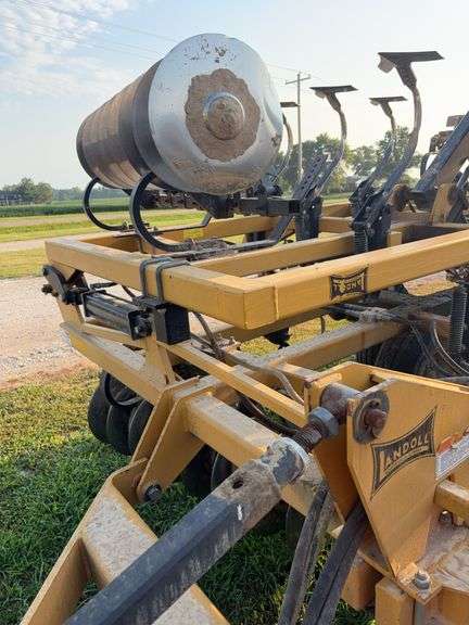 Landoll Tilloll 875, 25ft, 1 year on Tires, New Hyd. Hoses 2 years ago ...