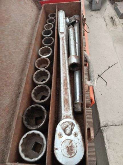 Large craftsman socket set - Schmid Auction