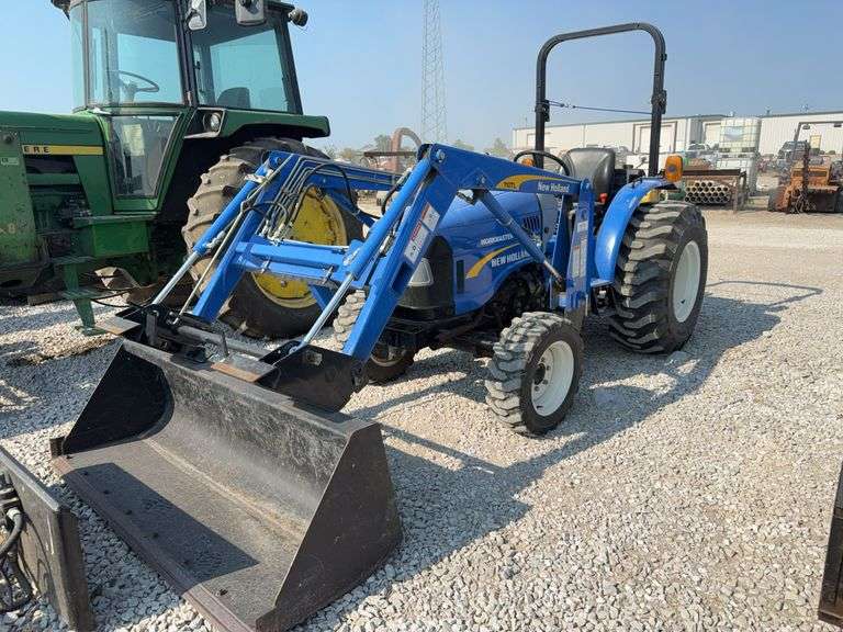 2014 New Holland compact tractor Workmaster 40, 433 hours, 4wd diesel w ...
