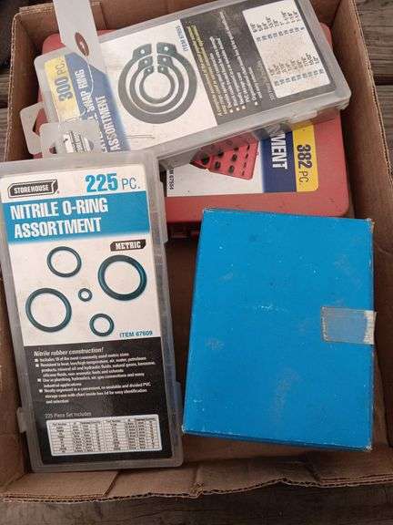 Snap rings, O-rings, and misc. - Schmid Auction
