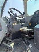 Case 921F Payloader with Bucket, 11843 hours, Radio, 405/70R20 Tires ...