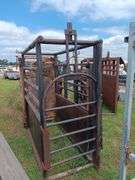 Cattle catch chute - Schmid Auction