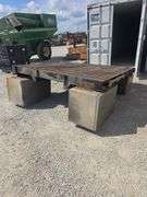 Truck flatbed 9ft x 8ft, with 4 aluminum tool boxes - Schmid Auction