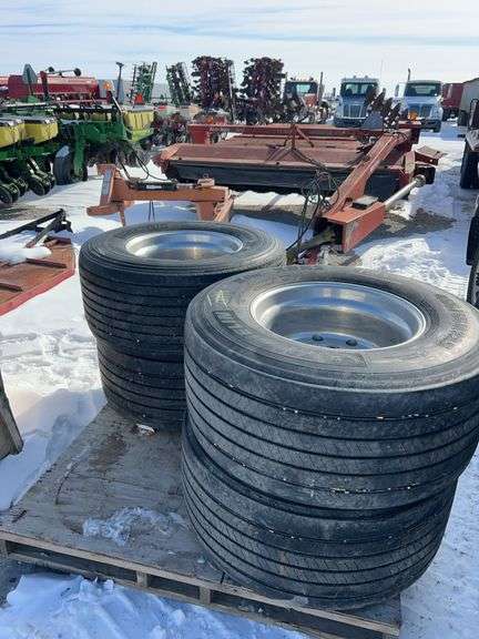 4 super single semi tires on aluminum rims 455-55-22.5 - Schmid Auction